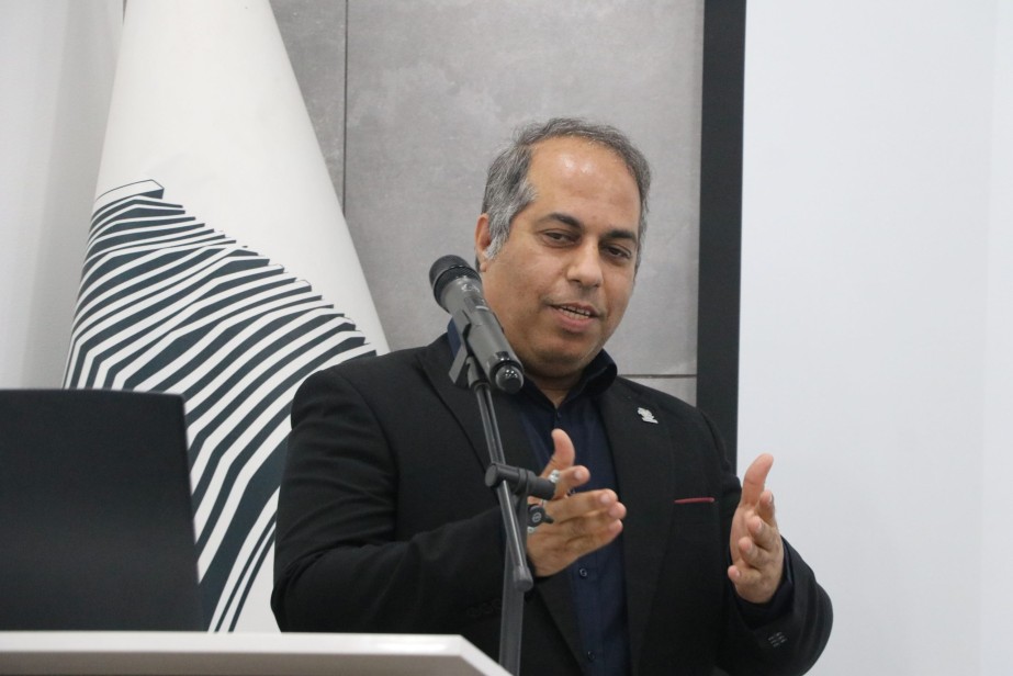 گزارش تصویری رونمایی از پوستر دومین لیگ برنامه نویسی"مای کد" | پارک علم ...